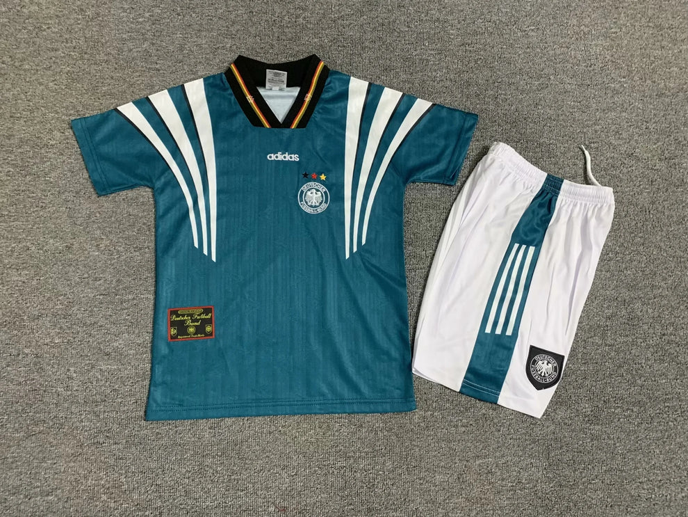 Selección de Alemania. Kit visitante 1996 – The Old Jersey