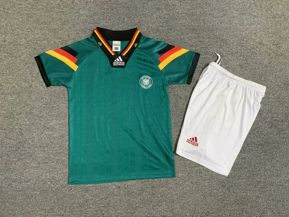 Selección de Alemania. Kit Niño visitante 1992 – The Old Jersey